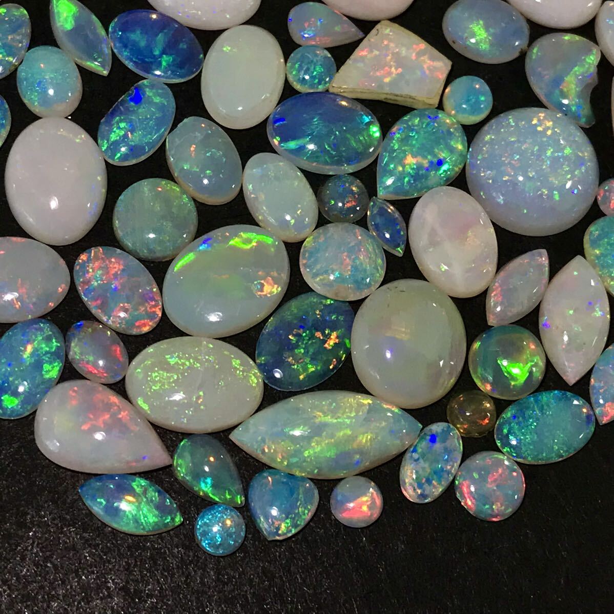 Yahoo!オークション - 小粒 遊色効果 (天然オパールおまとめ)s 25.5ct ...