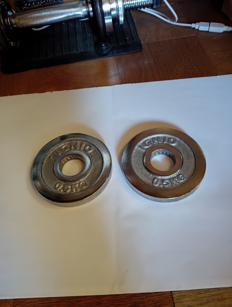 Yahoo!オークション - IGNIO ダンベルプレート 0.5KG 2枚 （径 28ミリ...