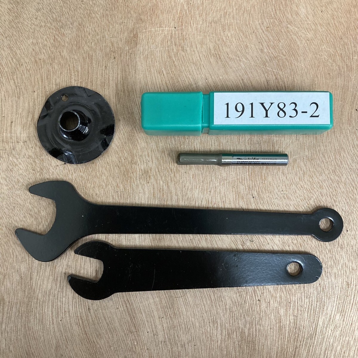 Yahoo!オークション - E makita マキタ トリマ M373 チャック孔径6mm