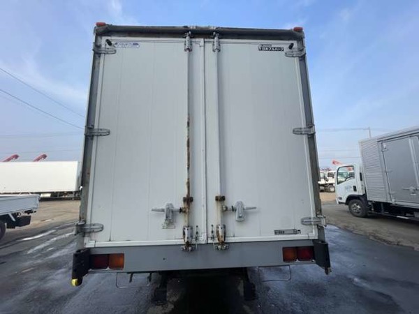 Yahoo!オークション - コンドル 2.7tワイドロングウィング箱車 6MT フ...