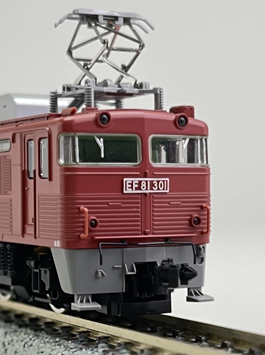 Yahoo!オークション - 【TOMIX】JR EF81-300(1次形・ローズ)【H-165】