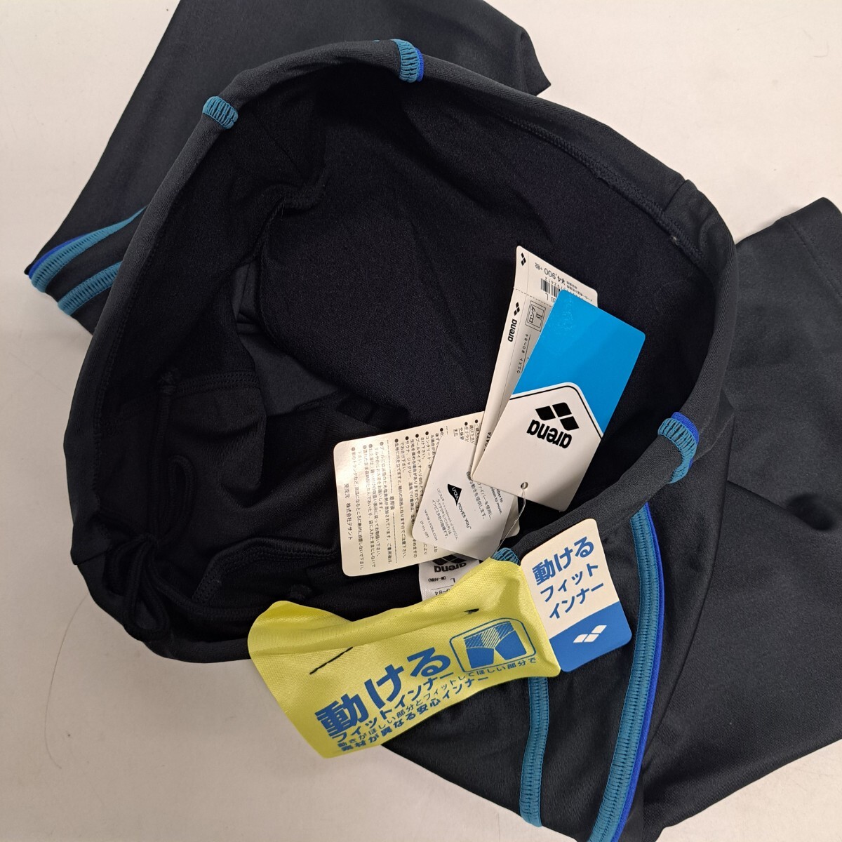 Yahoo!オークション - 未使用 arena アリーナ LAR-6304 スイムウェア ...