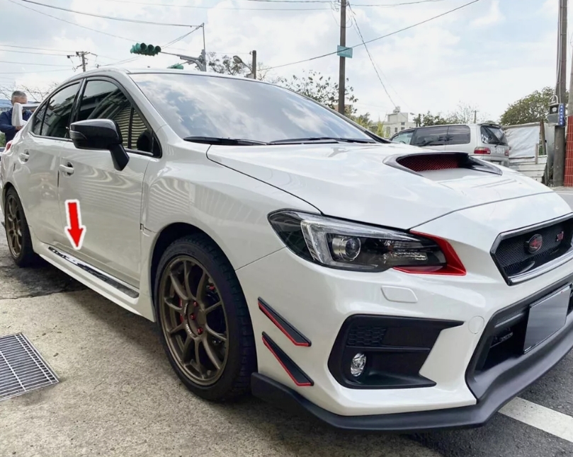 Yahoo!オークション - スバル WRX VA S4 STI S207 S208 カーボン サイ...