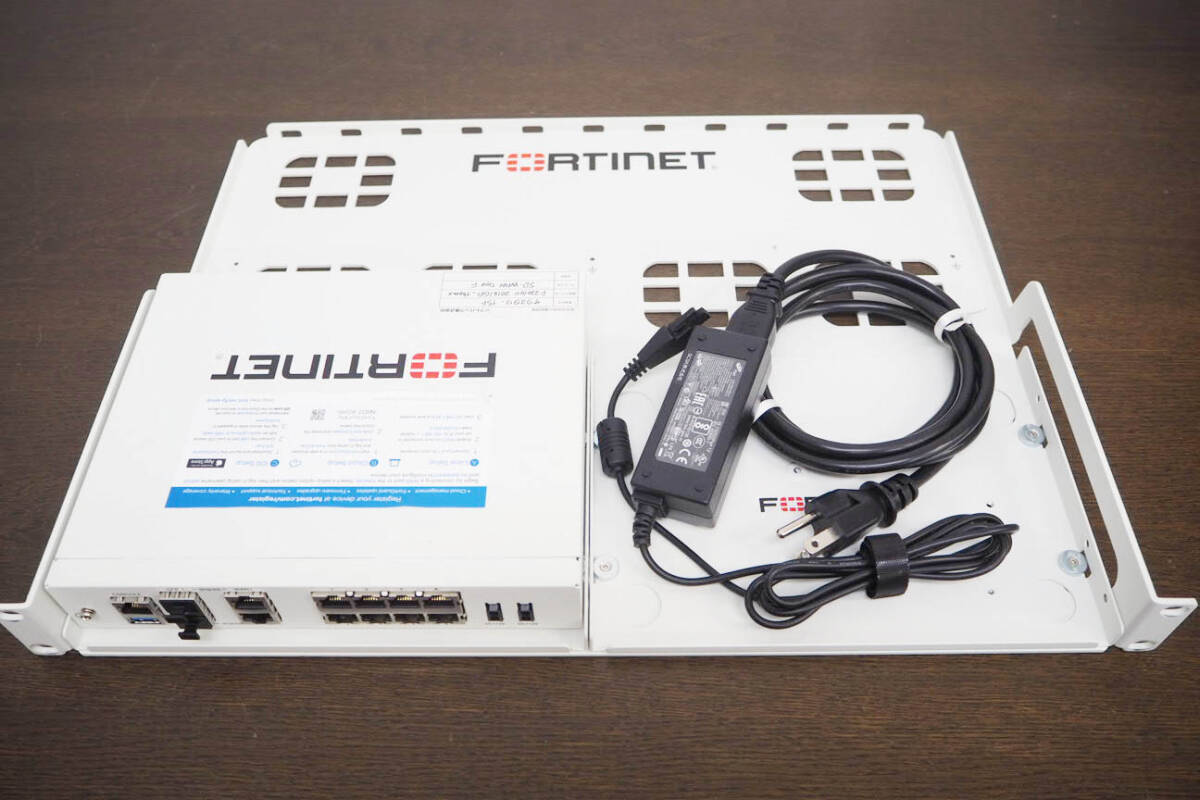 Yahoo!オークション - Fortinet フォーティーネット ファイアウォール ...
