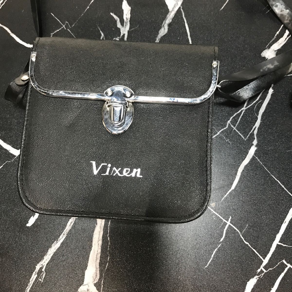 Yahoo!オークション - (E01) 双眼鏡 Vixen ビクセン12×40 WIDE ANGLE ...