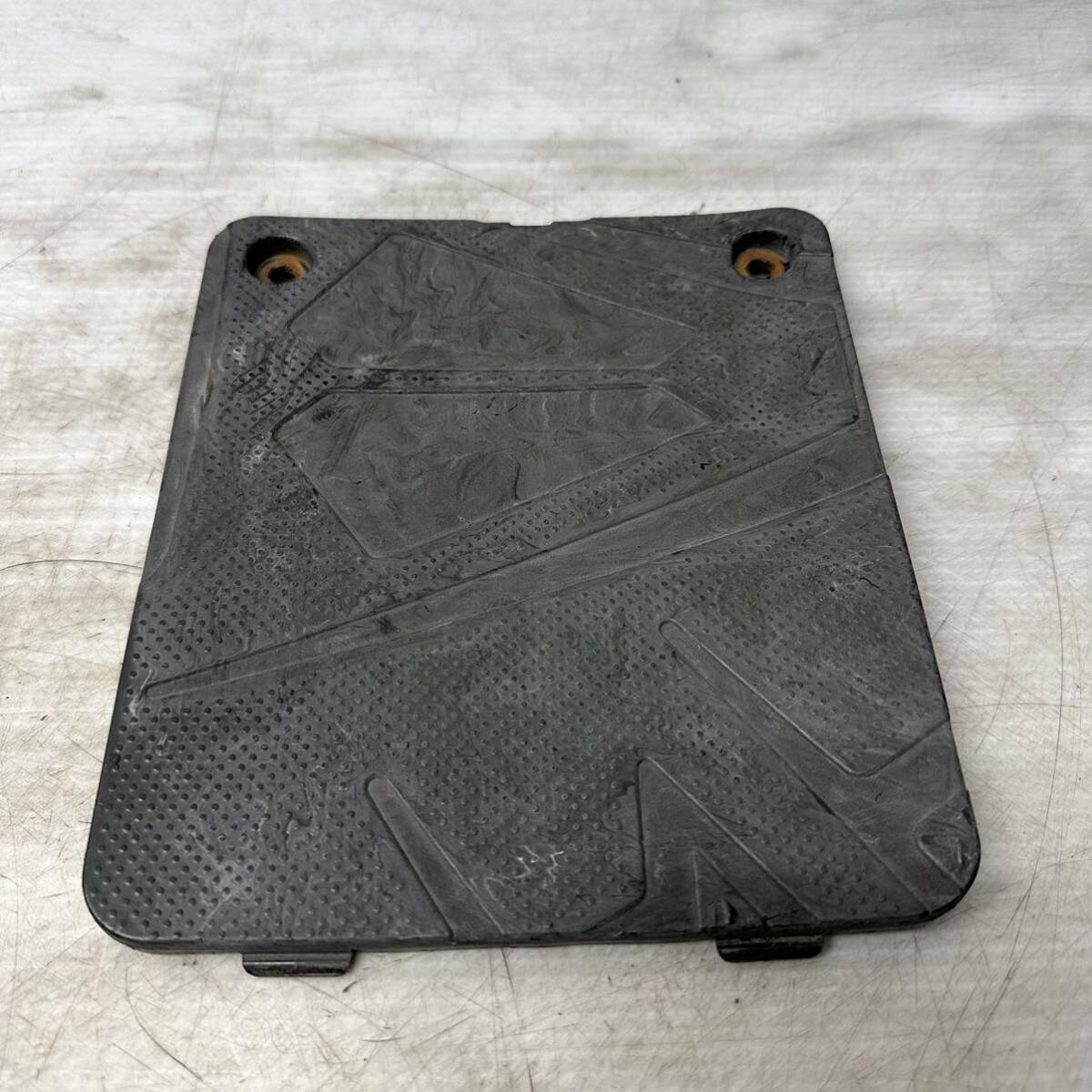 Yahoo!オークション - F52-1 スズキ アドレスV125S CF4MA バッテリーカ...