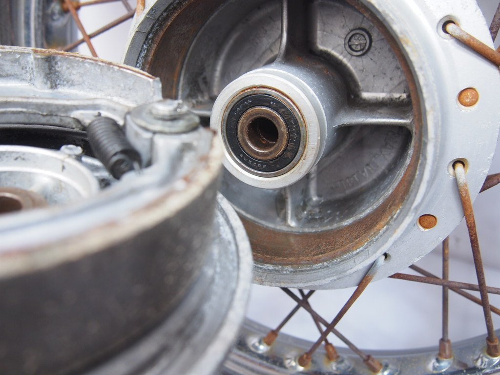 Yahoo!オークション - レブル250純正リアホイール2.75×15J振れありMC1...