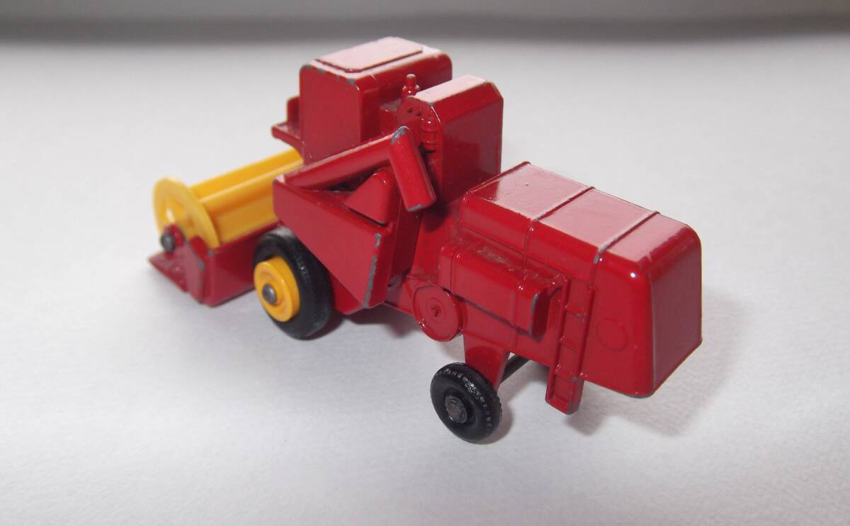 Yahoo!オークション - マッチボックス No65 CLASS COMBINE HARVESTER ...