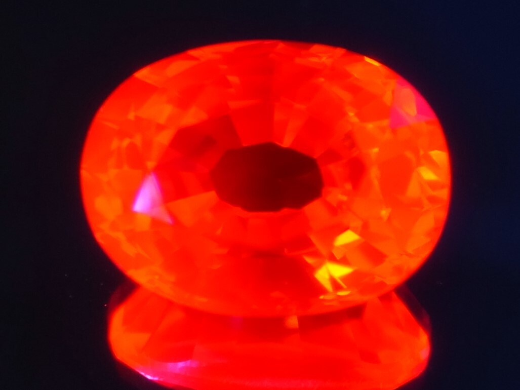 Yahoo!オークション - 9.71ct 新品・大粒サイズ・パパラチアカラー（オ...