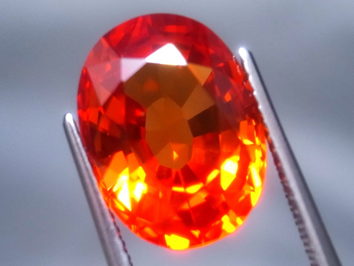 Yahoo!オークション - 9.71ct 新品・大粒サイズ・パパラチアカラー（オ...