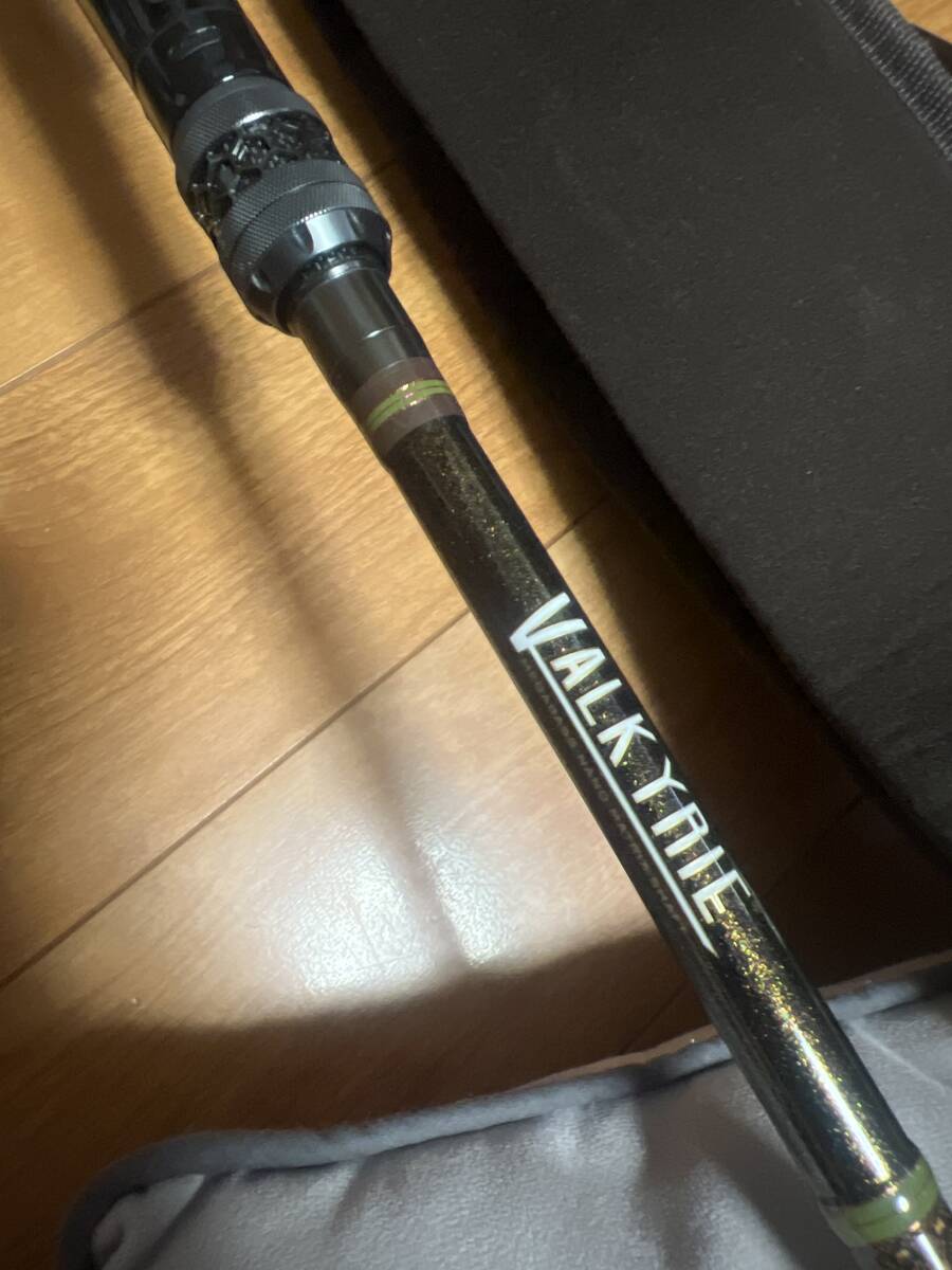 Yahoo!オークション - 超美品 メガバス ヴァルキリー VKC-72H