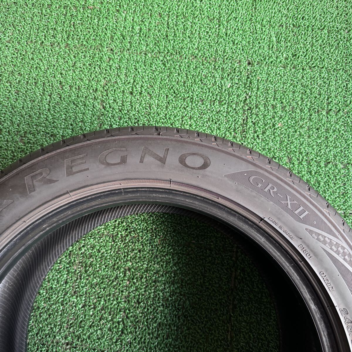 Yahoo!オークション - 3304 夏タイヤ ブリヂストン レグノ REGNO GR-X...