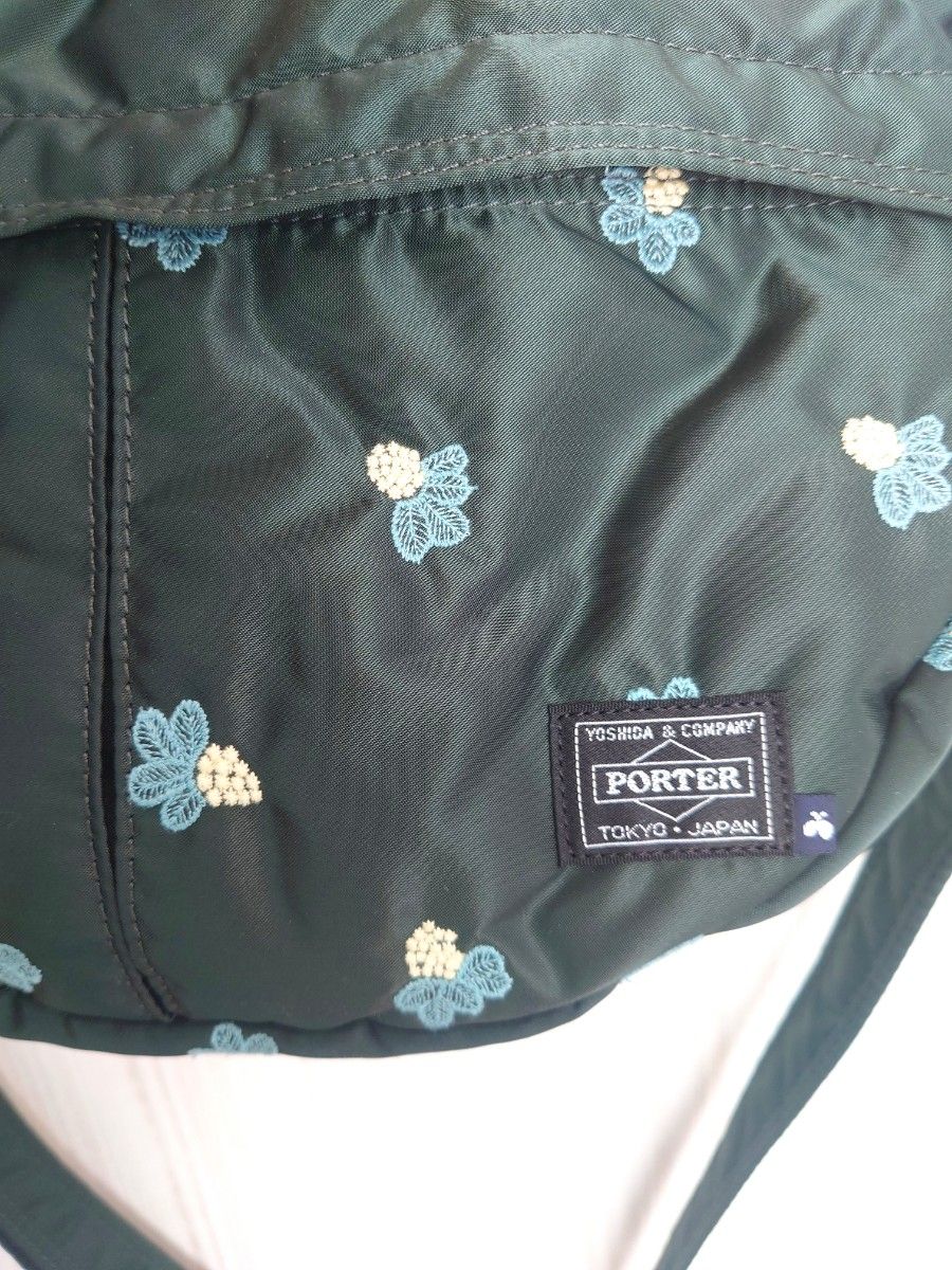 ミナペルホネン PORTER ライトベリー ショルダーバッグ タンカー ミナペルホネン PORTER ライトベリー ショルダーバッグ タンカー