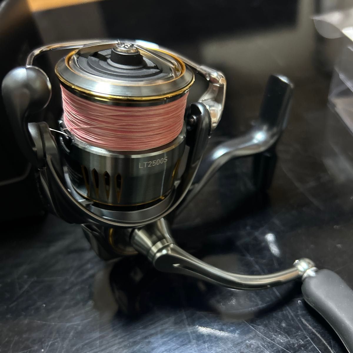 美品 23 エアリティ LT2500S slpワークス Sサイズハンドルノブ 美品 23 エアリティ LT2500S slpワークス Sサイズハンドルノブ