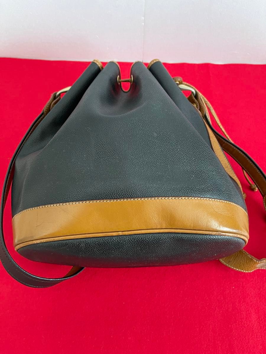 LANCEL ランセル ヴィンテージ 巾着ショルダーバッグ レザー 黒 LANCEL ランセル ヴィンテージ 巾着ショルダーバッグ レザー 黒