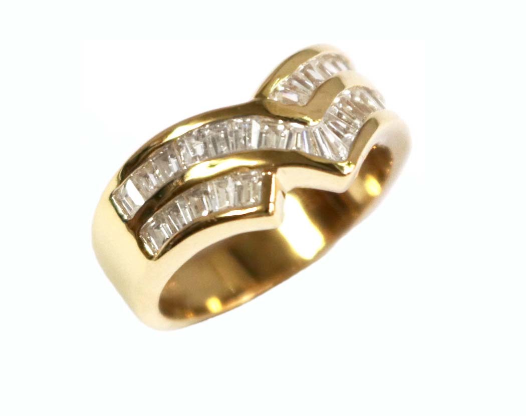 Yahoo!オークション - SV925 CZ 「V字型」リング #18