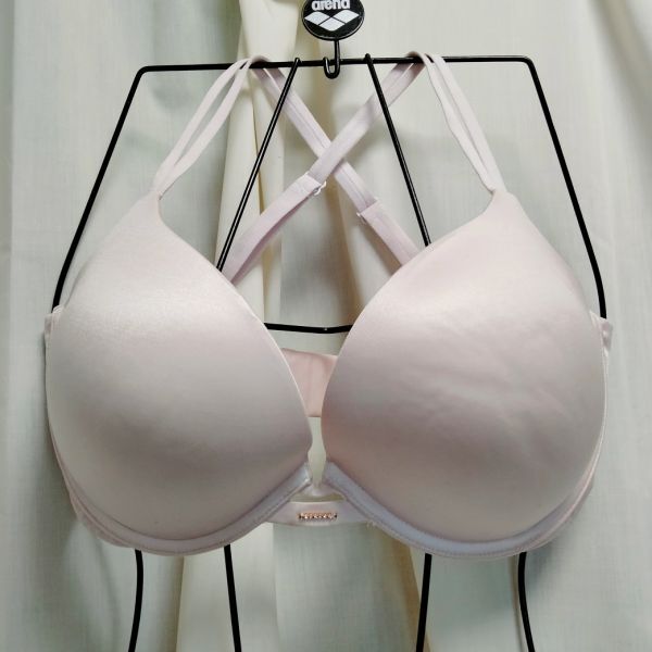 Yahoo!オークション - 【USED】75G 補正下着 ブラジャー ライトピンク