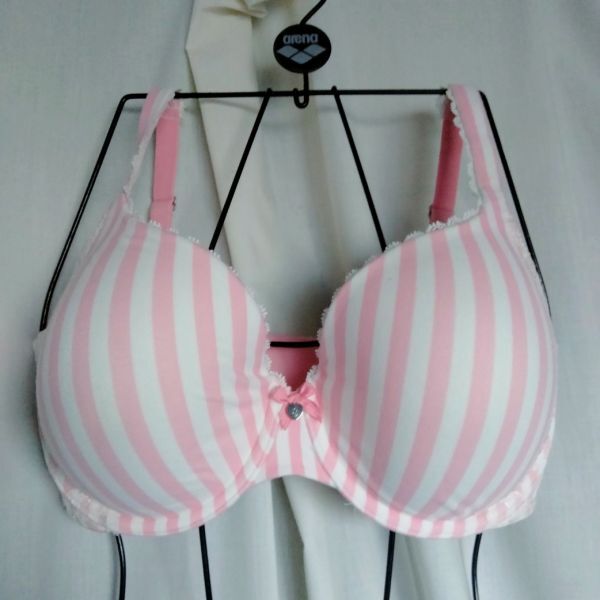 Yahoo!オークション - 【USED】75G 補正下着 ブラジャー ストライプ