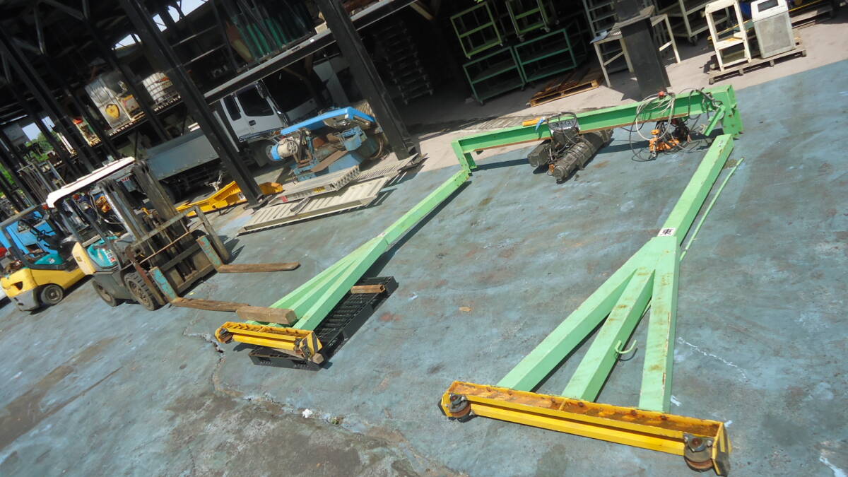 油谷 №7329 重量物 トラック積み込み 天井クレーン 仮設 1トン ホイスト 吊り下げ移動 簡易クレーン 車庫 鉄骨倉庫 荷下し 門型クレーン(電動工具)｜売買されたオークション情報 ...