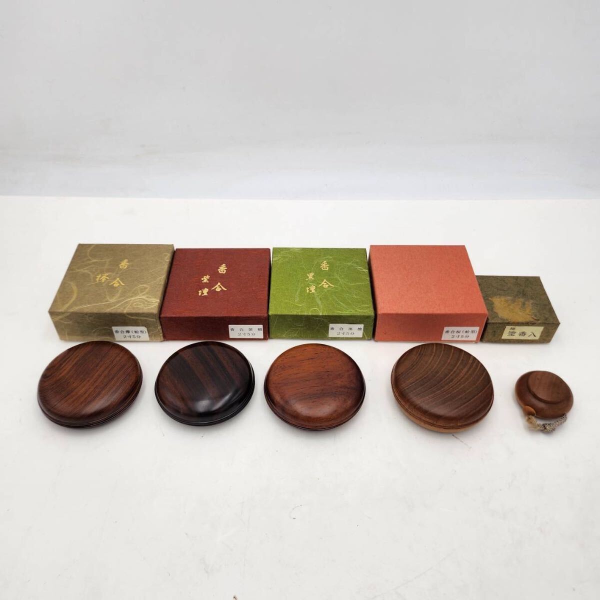 香合 2寸5分 塗香入 5点セット 蛤型 欅 仏具 香道具 茶道具 現状 Dh5006 Nk6804 香合 |売買されたオークション情報
