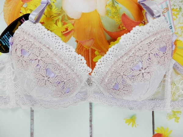 Yahoo!オークション - C75012-Y C75/M【1点限り商品】ブラ・ショーツセ...