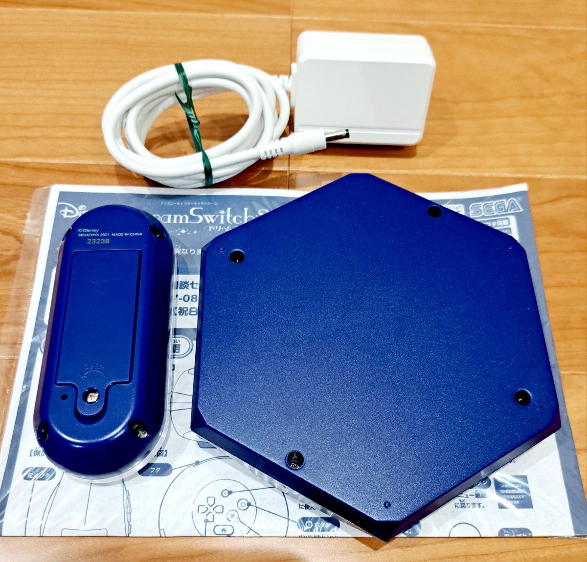 美品】 ディズニーピクサーキャラクターズ ドリームスイッチ 2 美品】 ディズニーピクサーキャラクターズ ドリームスイッチ 2