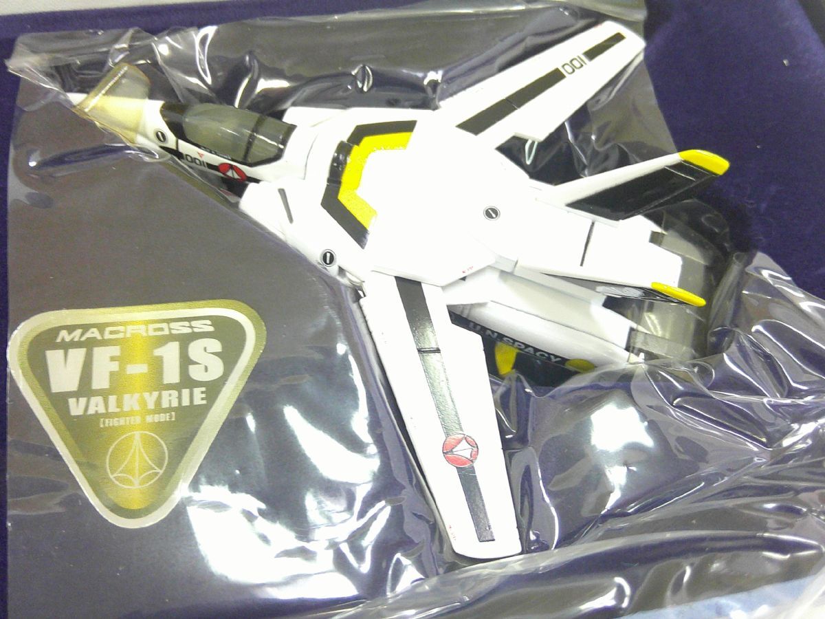 32 送60サ 0905$B11 超時空要塞マクロス 愛 おぼえていますか 1/144スケール ダイキャストモデル VF-1S ヴァルキリー 品(その他)｜売買されたオークション情報 ...
