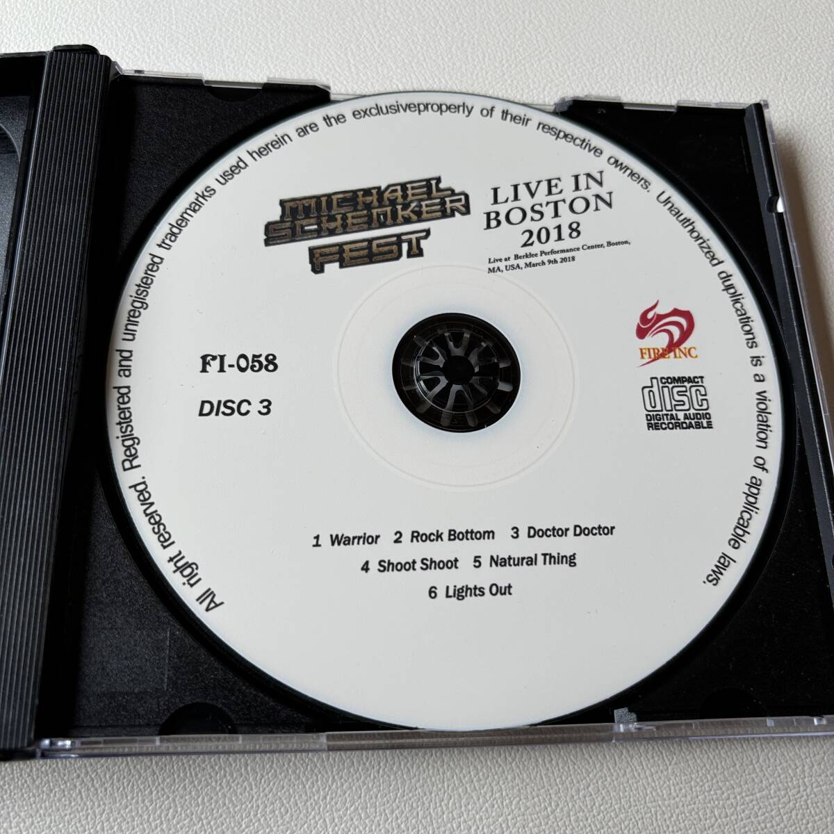 Yahoo!オークション - 【3CD】MICHAEL SCHENKER FEST「LIVE IN BOSTON ...