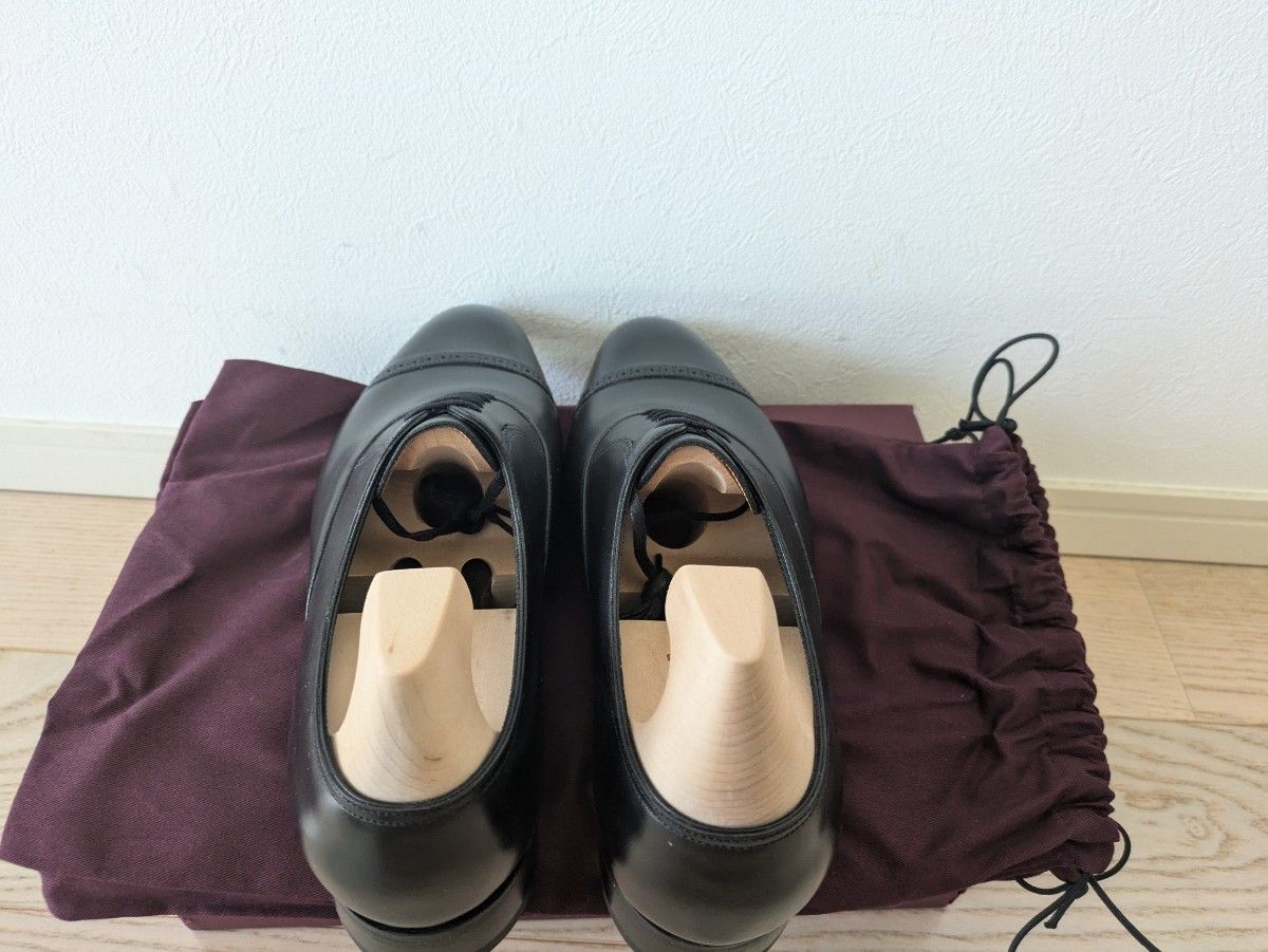 8月26日迄限定価格 純正シューツリー&未使用品 JOHN LOBB Philip 8月26日迄限定価格 純正シューツリー&未使用品 JOHN LOBB Philip