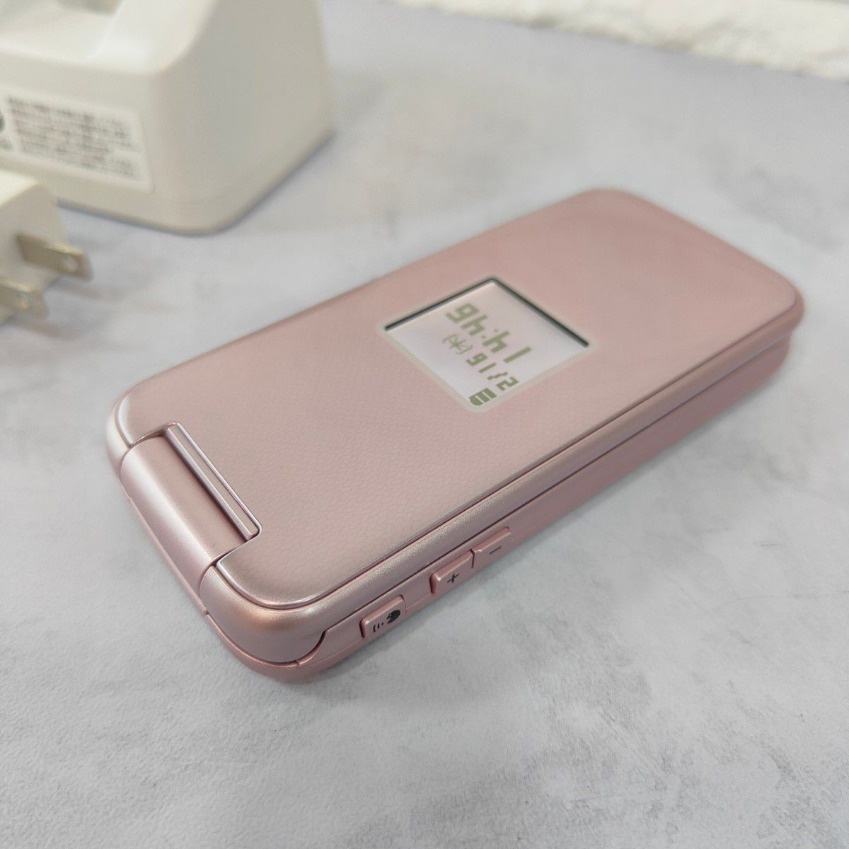 美品】ドコモ docomo らくらくホン F-01M ピンク|Yahoo!フリマ 美品】ドコモ docomo らくらくホン F-01M ピンク|Yahoo!フリマ