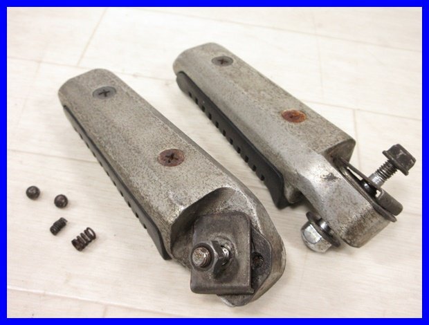 Yahoo!オークション - A272 GSX1100Sカタナ GU72B 左右タンデムステッ...