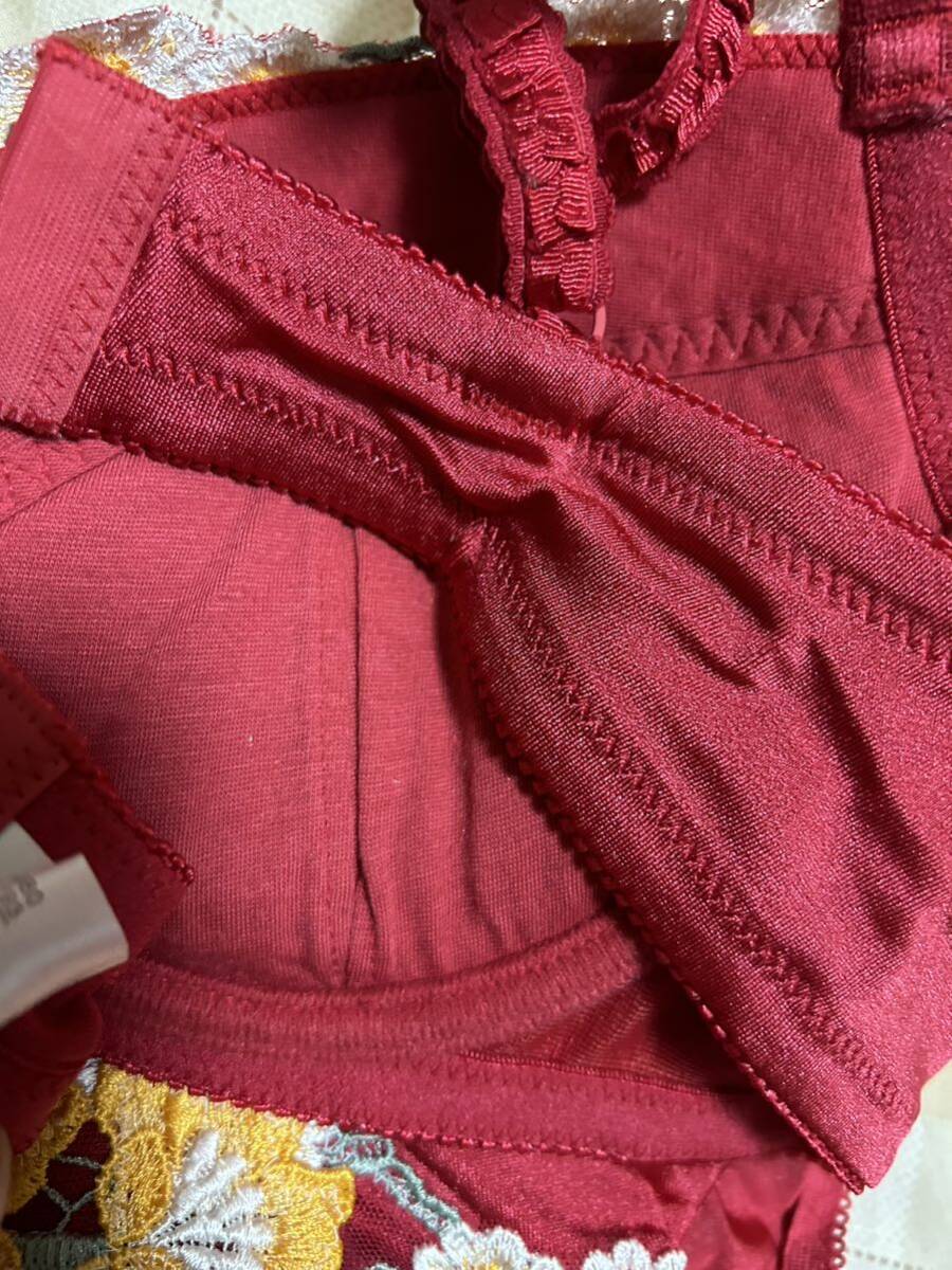 Yahoo!オークション - B80Lブラジャーショーツセット 赤