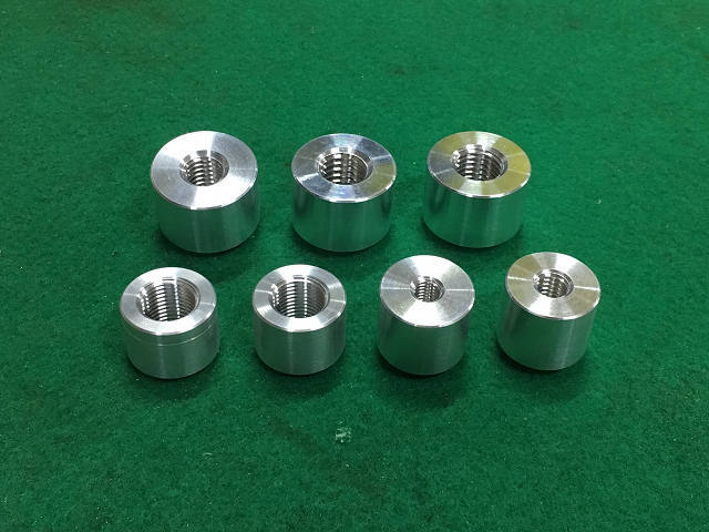 Yahoo!オークション - 溶接ボス M10 P=1.25 1個 A2017削り出し スーパ...