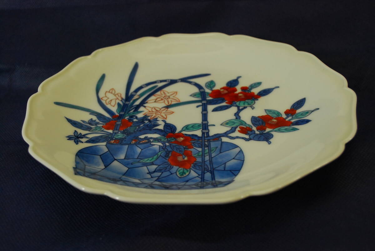 Yahoo!オークション - S37 十三代 今泉今右衛門 色鍋島篭花絵額皿 水仙...