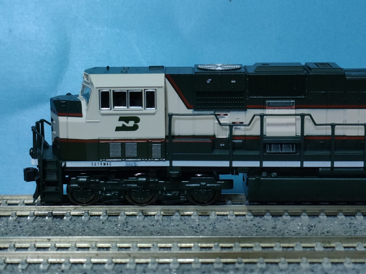 Yahoo!オークション - KATO USA 176-6501 SD70MAC BN 9580 整備点検済 ...