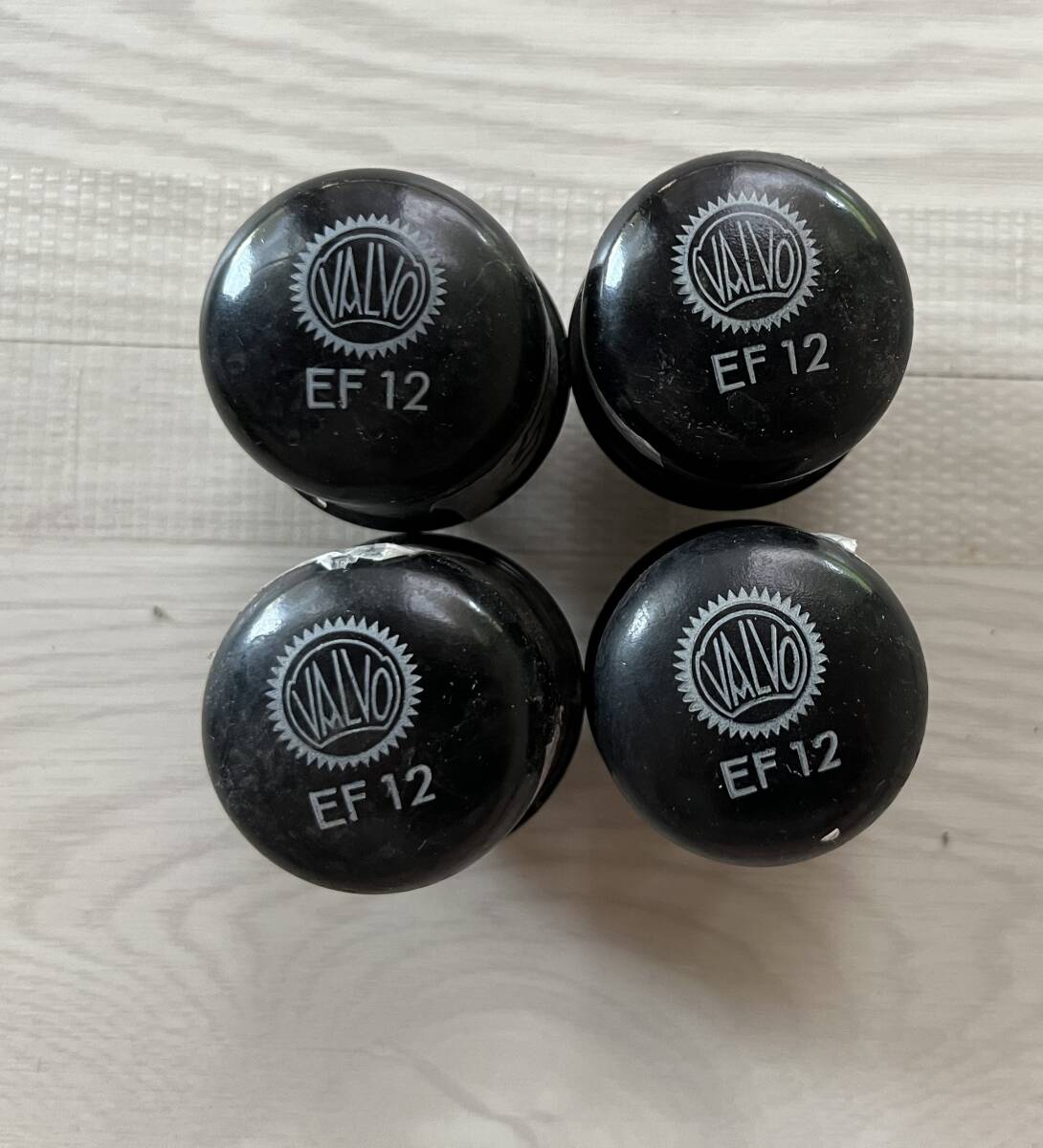 Yahoo!オークション - VALVO EF12 中古4本セット