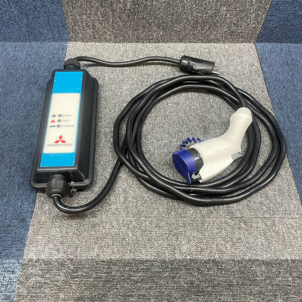 Yahoo!オークション - #3007-8 三菱純正 YAZAKI アウトランダー 充電コ...