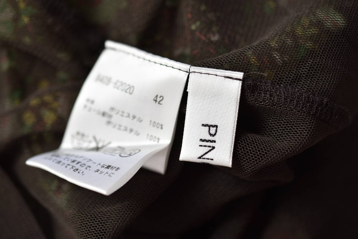 Yahoo!オークション - PINORE ピノーレ 花柄チュールカットソー サイズ...