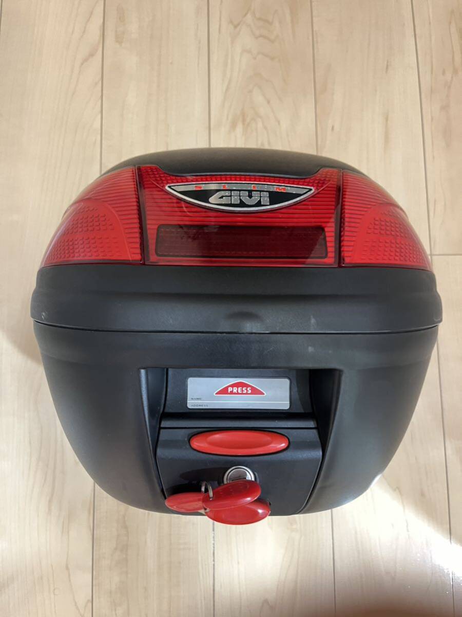Yahoo!オークション - 中古 GIVI ジビ リアボックス ハードケース E23...
