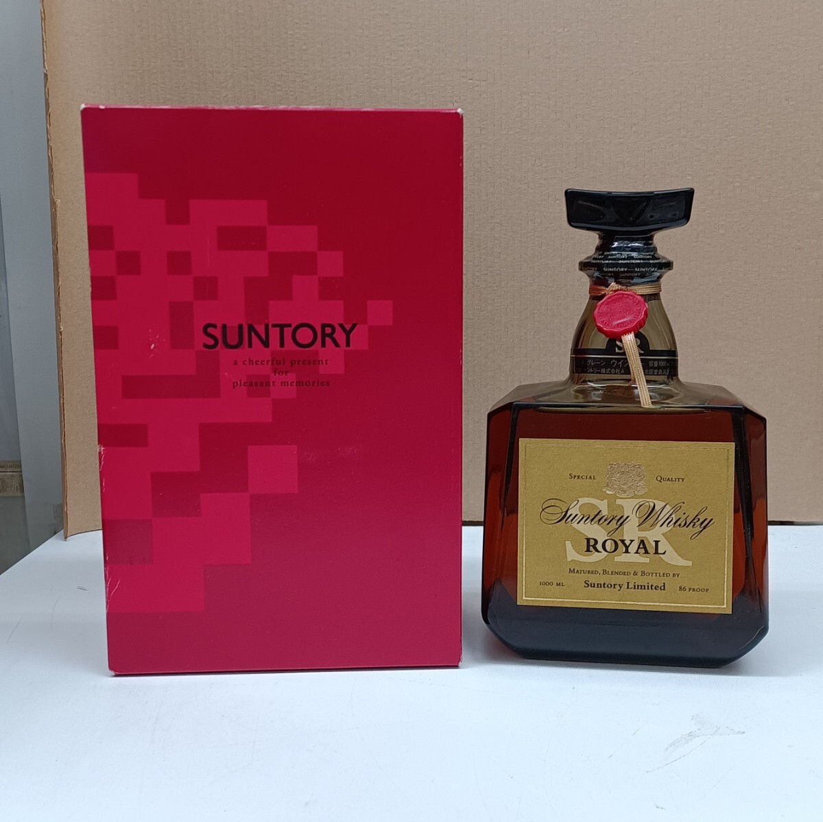 Yahoo!オークション - 未開栓 サントリー ウイスキー SRQ01 ローヤルク...