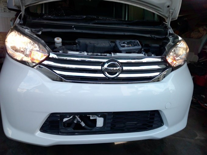 Yahoo!オークション - 右 ヘッドライト ASSY デイズルークス B21A H28 ...