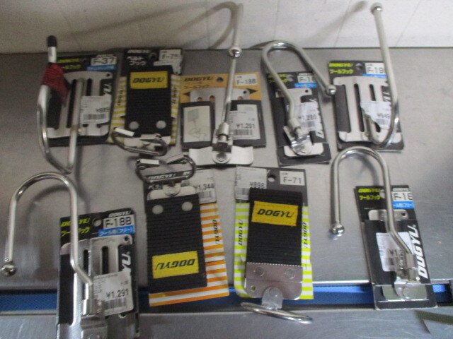 Yahoo!オークション - S289/未使用 9個セット ベルトフック ツールフッ...