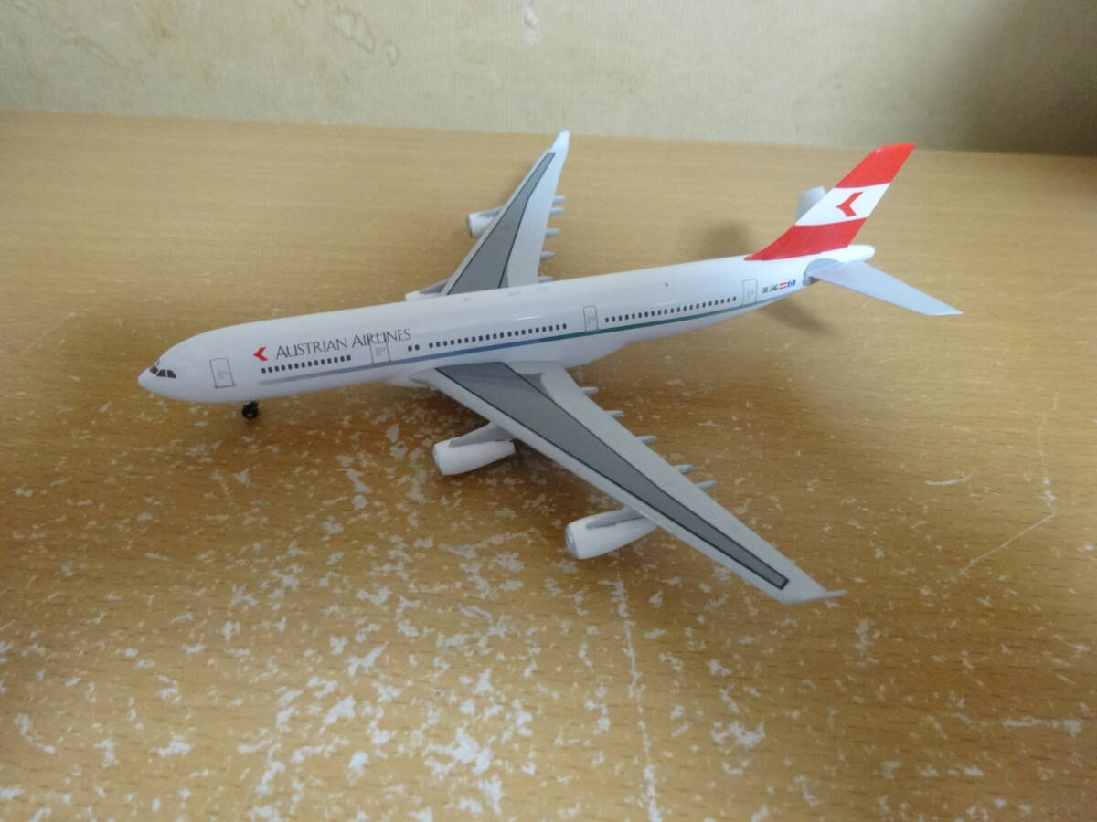 Yahoo!オークション - 1/400 ドラゴン オーストリア航空 A340-200