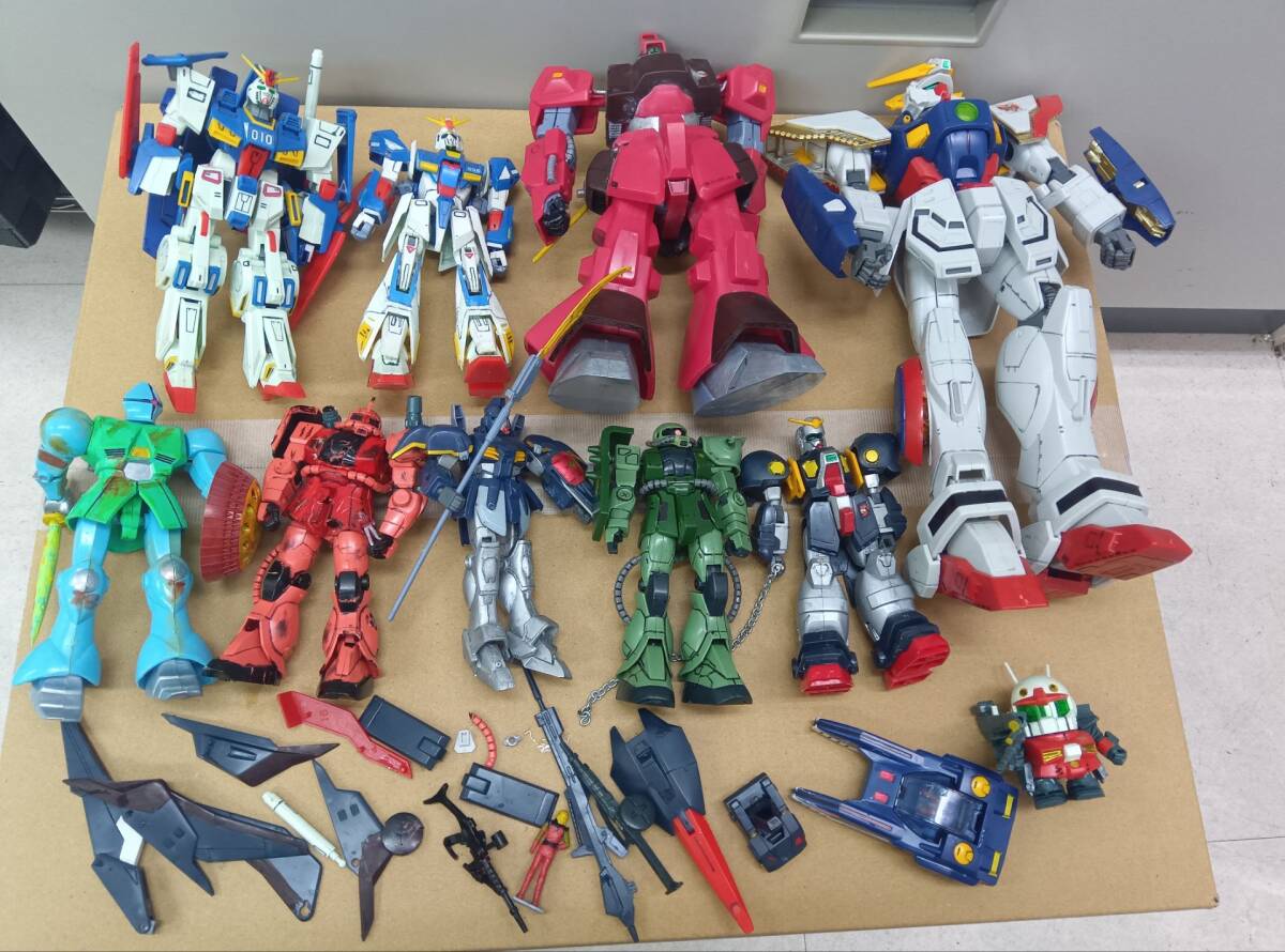 ガンダム プラモデル まとめ 当時物 ガンプラ ザク ドム 5956(機動戦士ガンダム)｜売買されたオークション情報、yahooの商品情報をアーカイブ公開 - オークファン（aucfan.com）