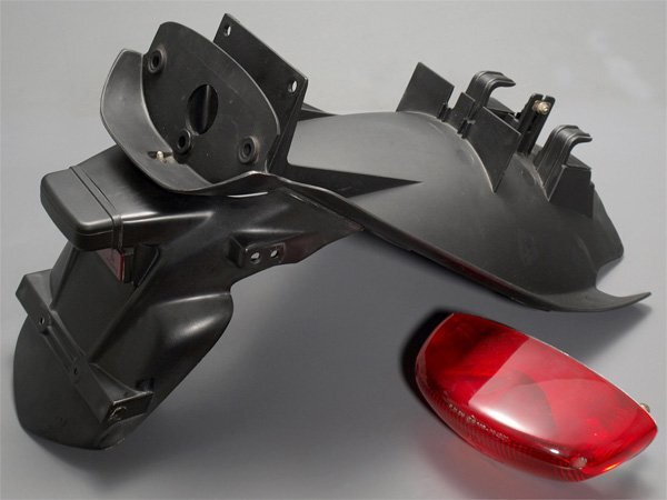 Yahoo!オークション - MPB ST4s リアフェンダー テールランプ ドゥカテ...