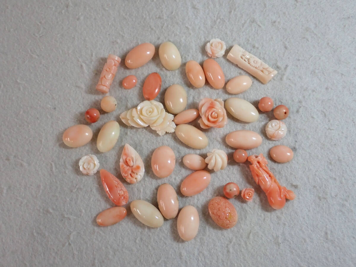 Yahoo!オークション - 1 本珊瑚 彫り物 ルースなど 86.3g