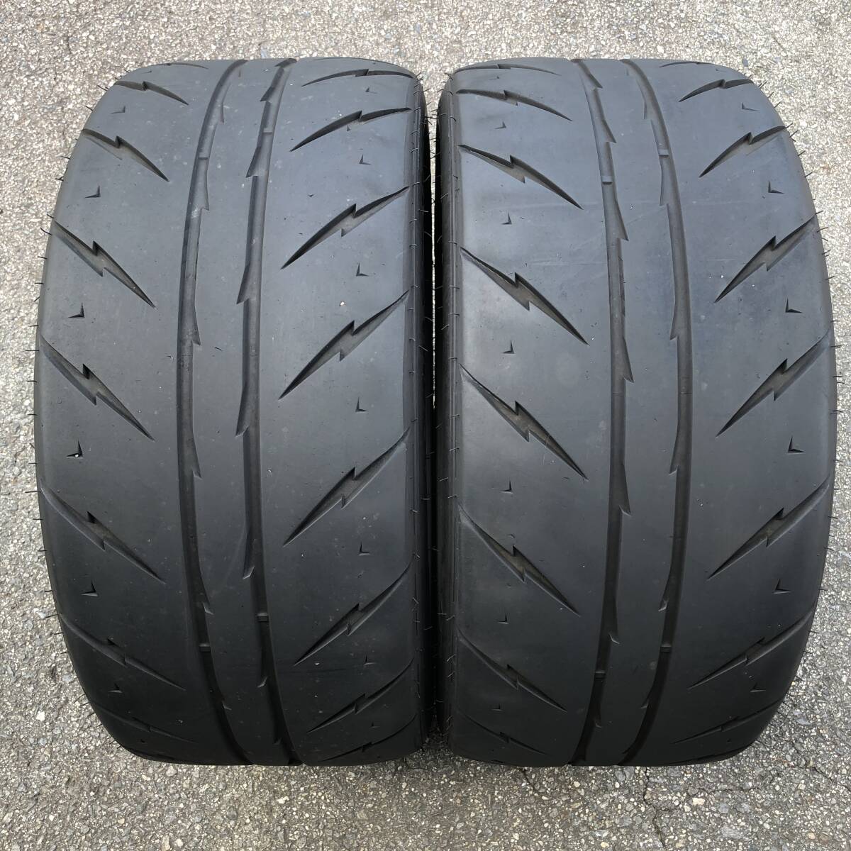 Yahoo!オークション - シバタタイヤ RYDANZ REVIMAX R23 255/40ZR18 2...