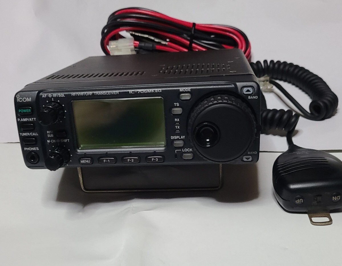 アイコムICOM IC-706MKII IC-706MK2G HF帯 /50/144/430MHz 100w/50w/20w UT-106付 訳有りディスプレイにビネガーシンドローム有ります ...
