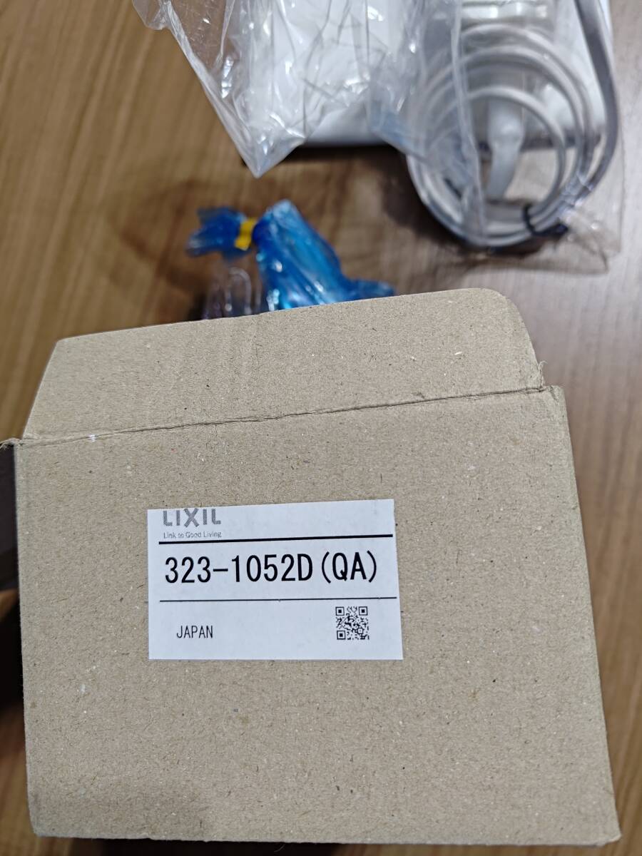 LIXIL リクシル フルオート便器洗浄ユニット 323-1052D QA(温水便座、ウォシュレット)｜売買されたオークション情報、yahooの商品情報をアーカイブ公開 - オークファン ...