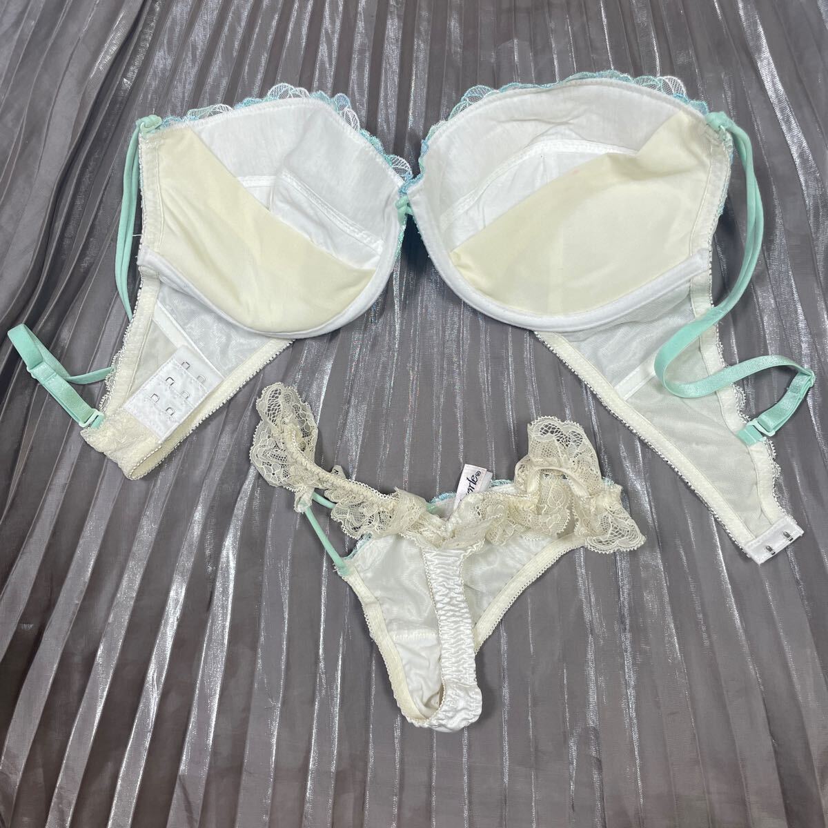 Yahoo!オークション - Absorle ブラジャーショーツセット ブラ 下着 上...